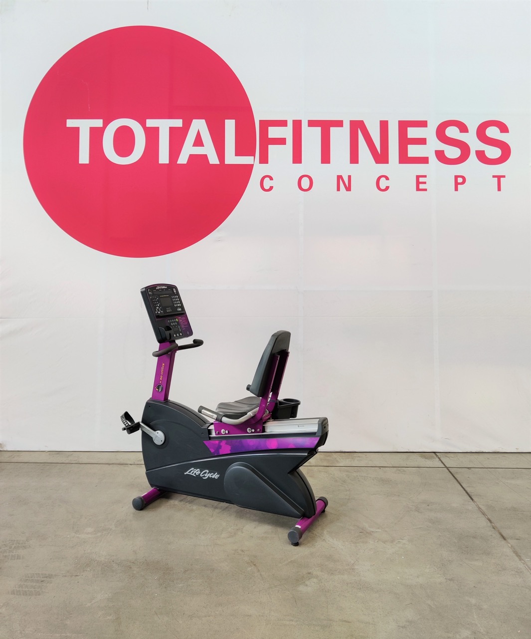 Regenerowany rower poziomy Life Fitness Integrity - Total Fitness Concept
